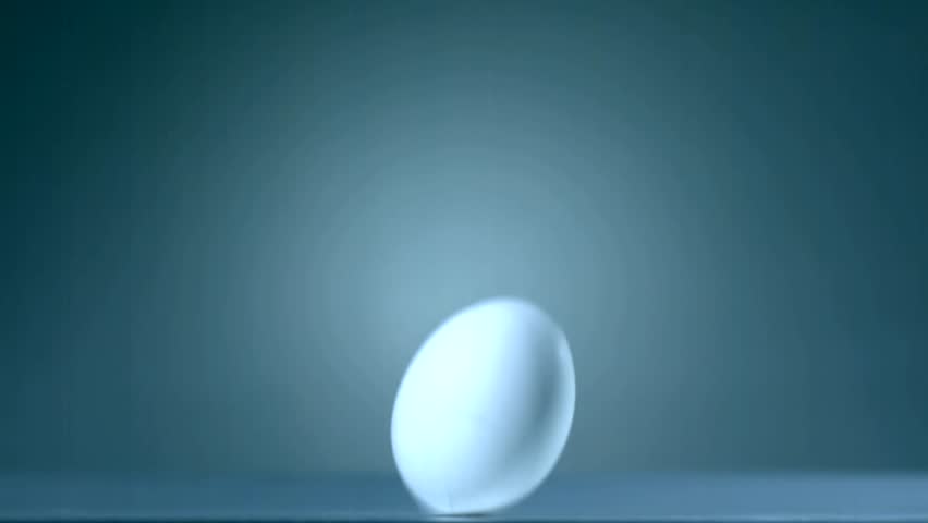 Egg Falling In Slow Motion / High Speed - 1000 Fps Stock Footage Video 4512311 - Shutterstock